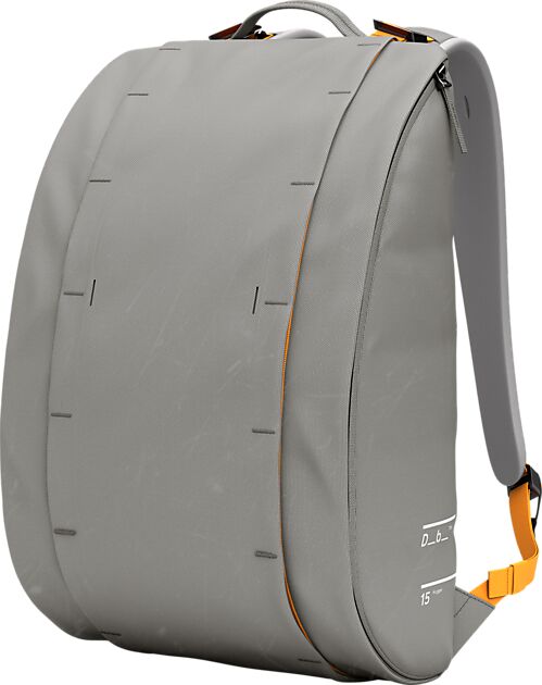 DB Hugger Backpack 15L 0090/Sand Grey Unisex | Sport1.no